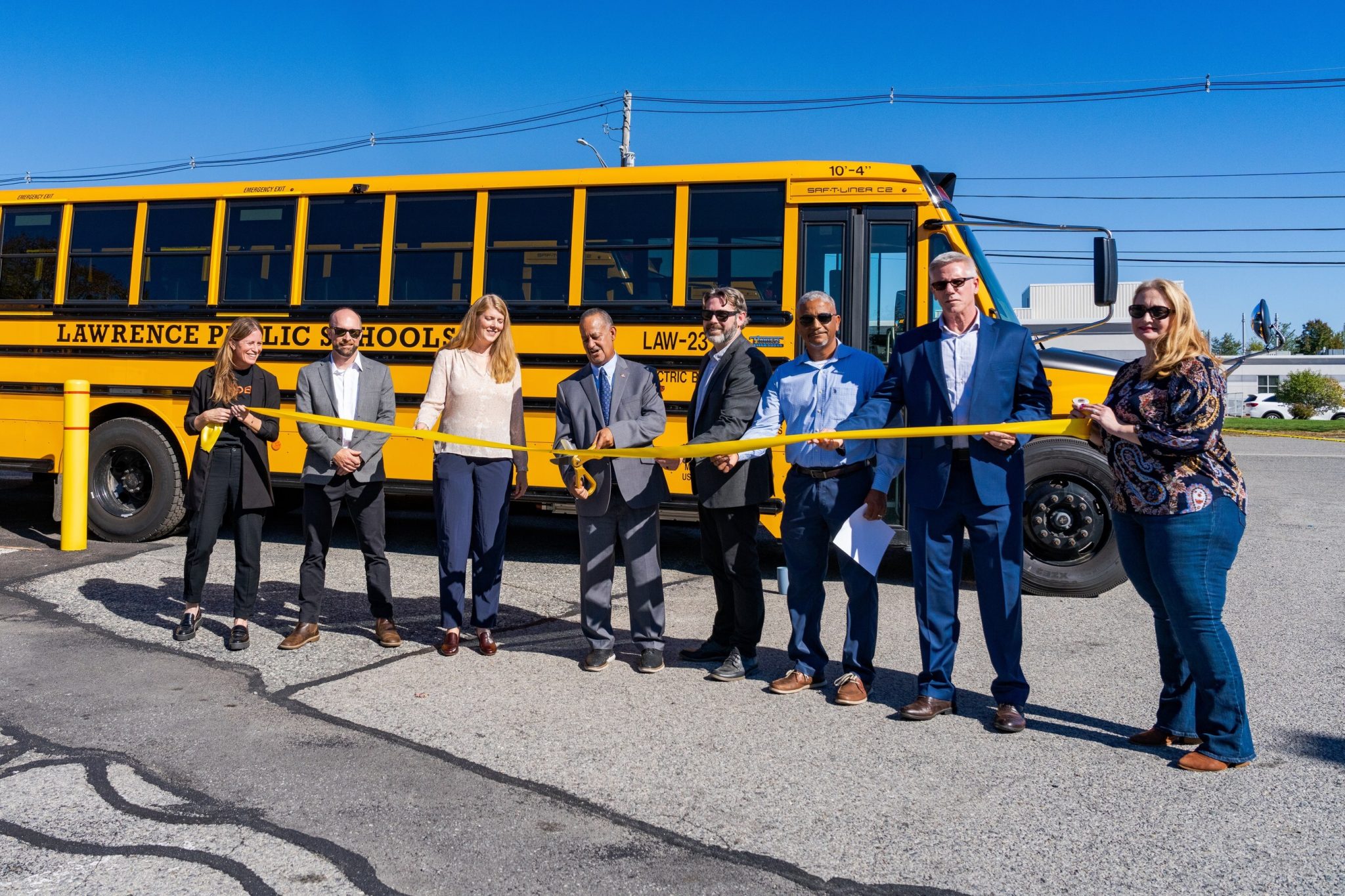 Zenobē, Lawrence Public Schools, NRT Bus, and partners host ribbon ...