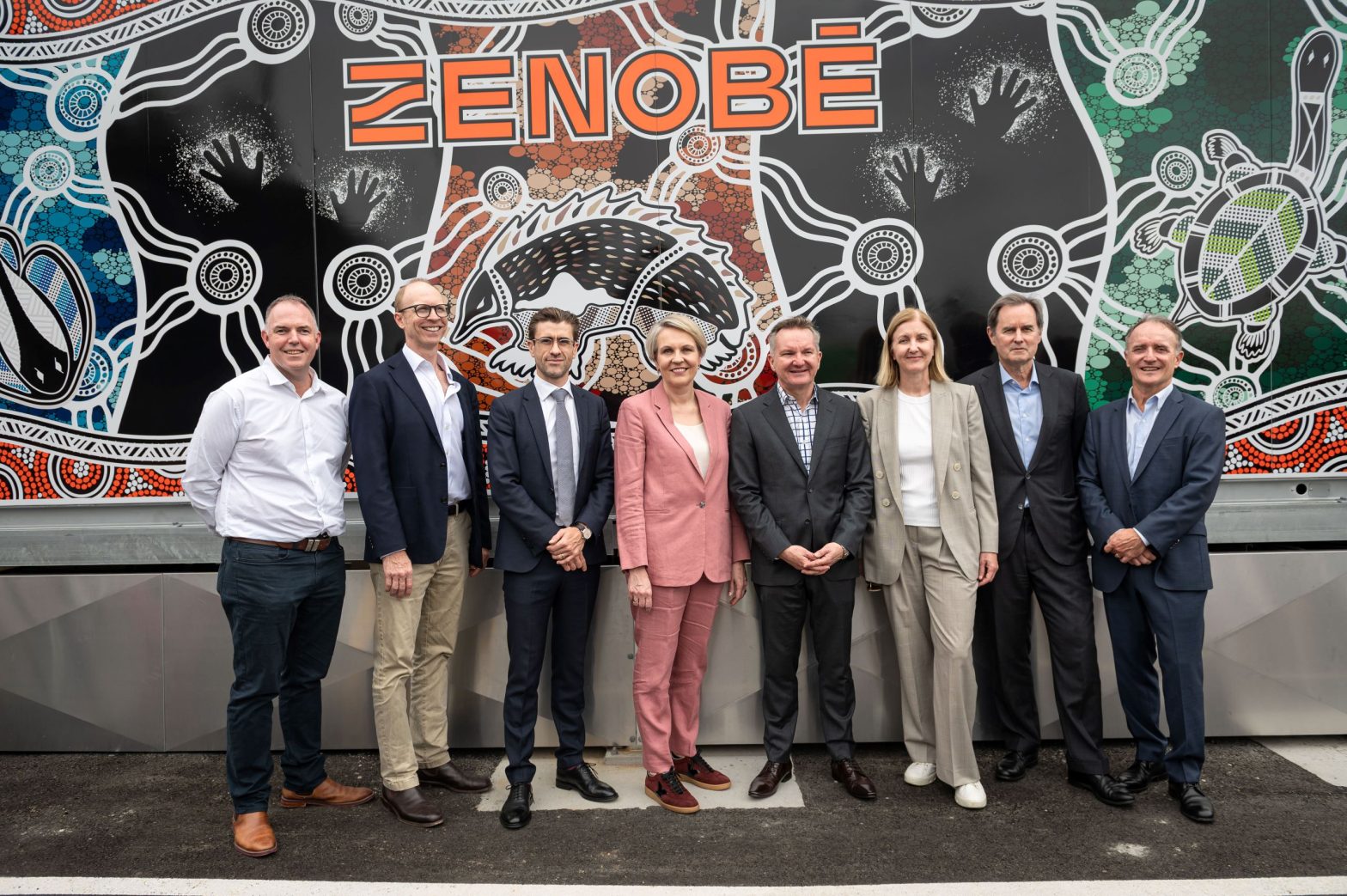 Australia’s First of its Kind Multi-user Electric Truck Charging Hub ...
